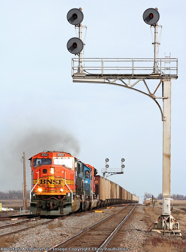 BNSF 8902